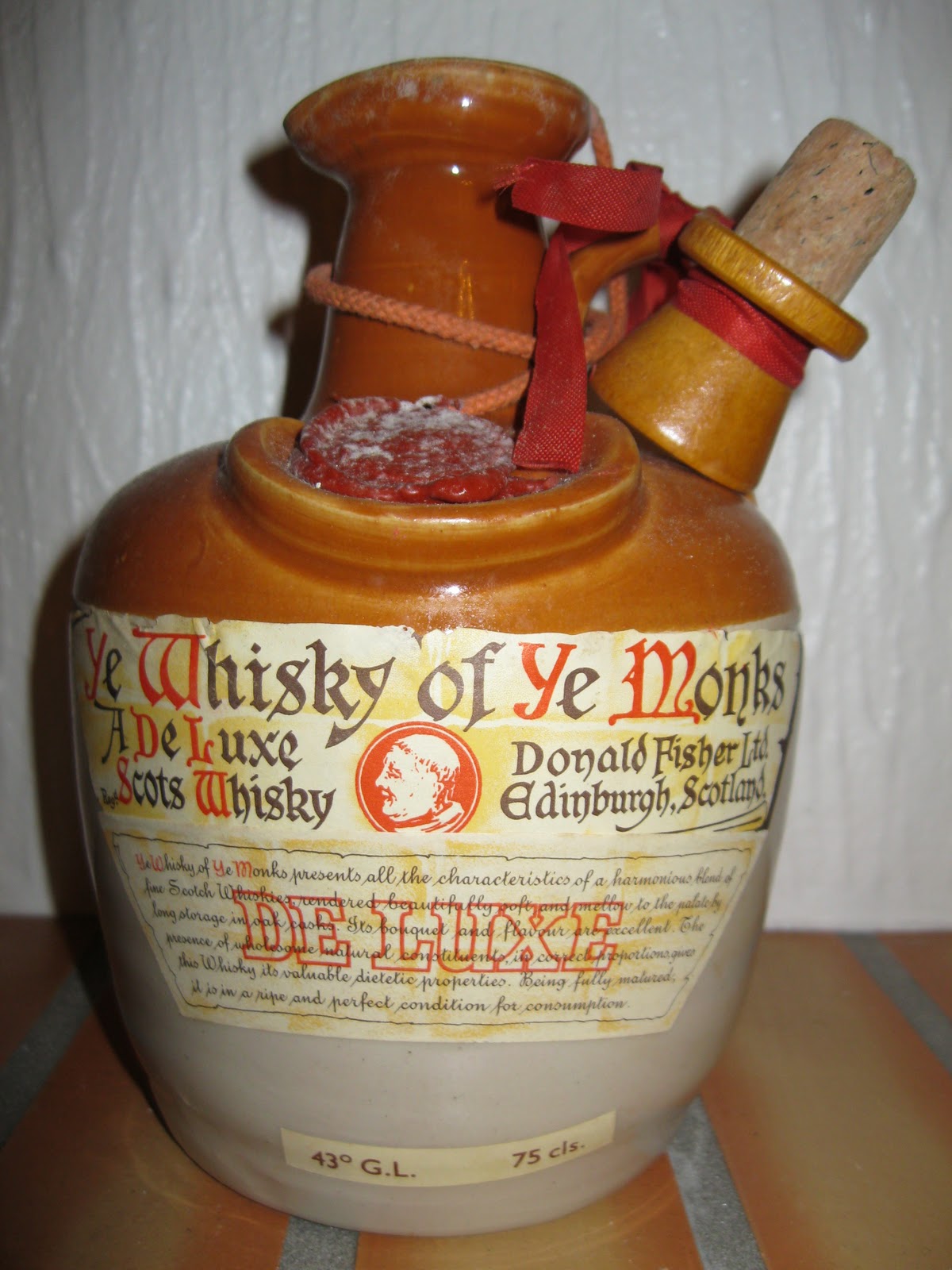 Garrafinha_Margarido: Ye Monks Whisky Donald Fisher