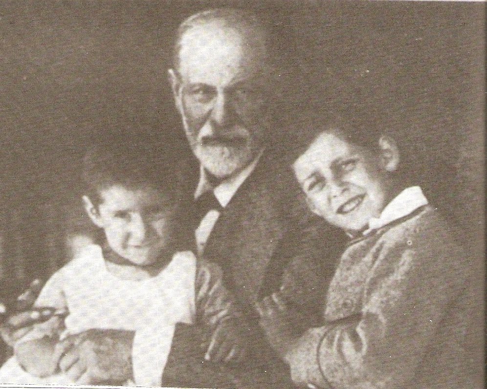 Histeria: Um pouco de Freud...