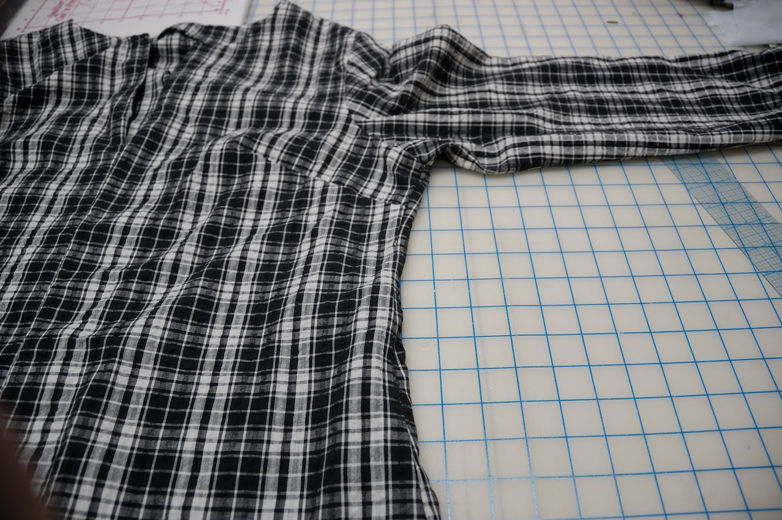 Roxanne's Sewing Blog: Altering a jacket