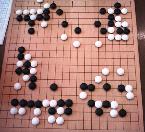 I-GOnautas: Los Negocios y el GO:Probables aplicaciones del juego