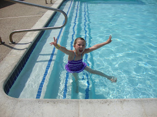 The Huff Family: Preschool Pool Party
