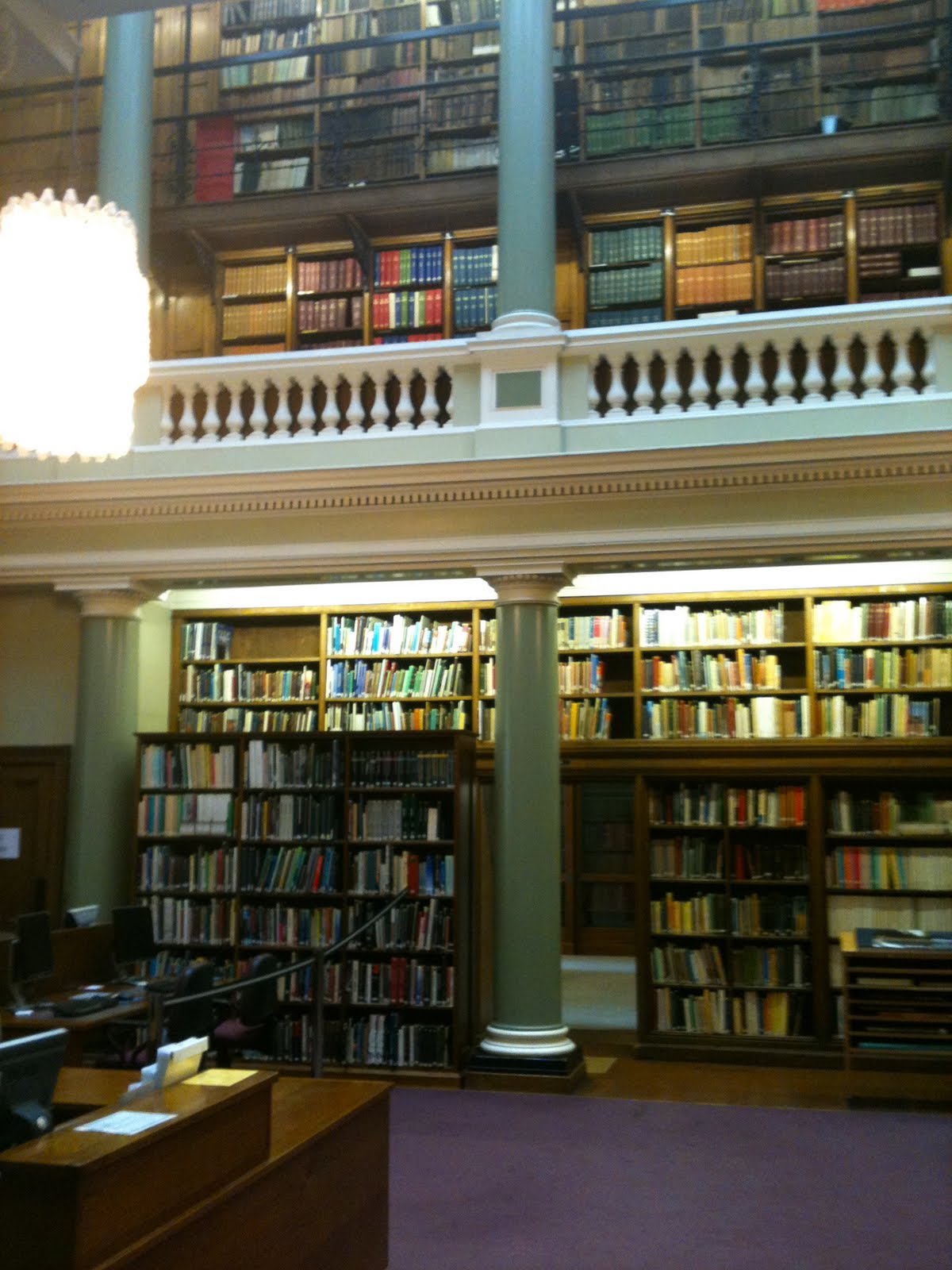 Weekend Wander through Burlington House