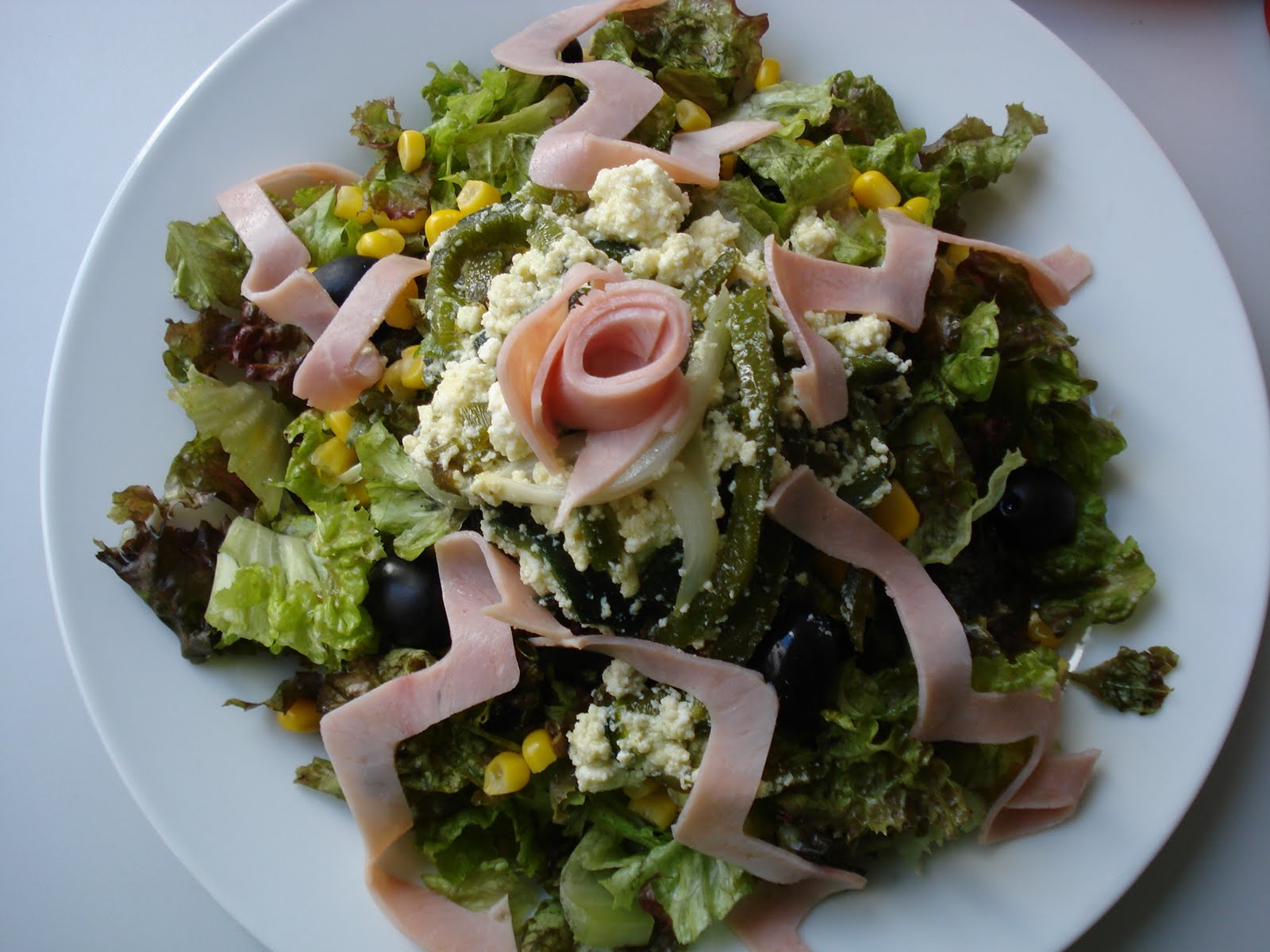 Ensalatissima: Ensalada Del Chef