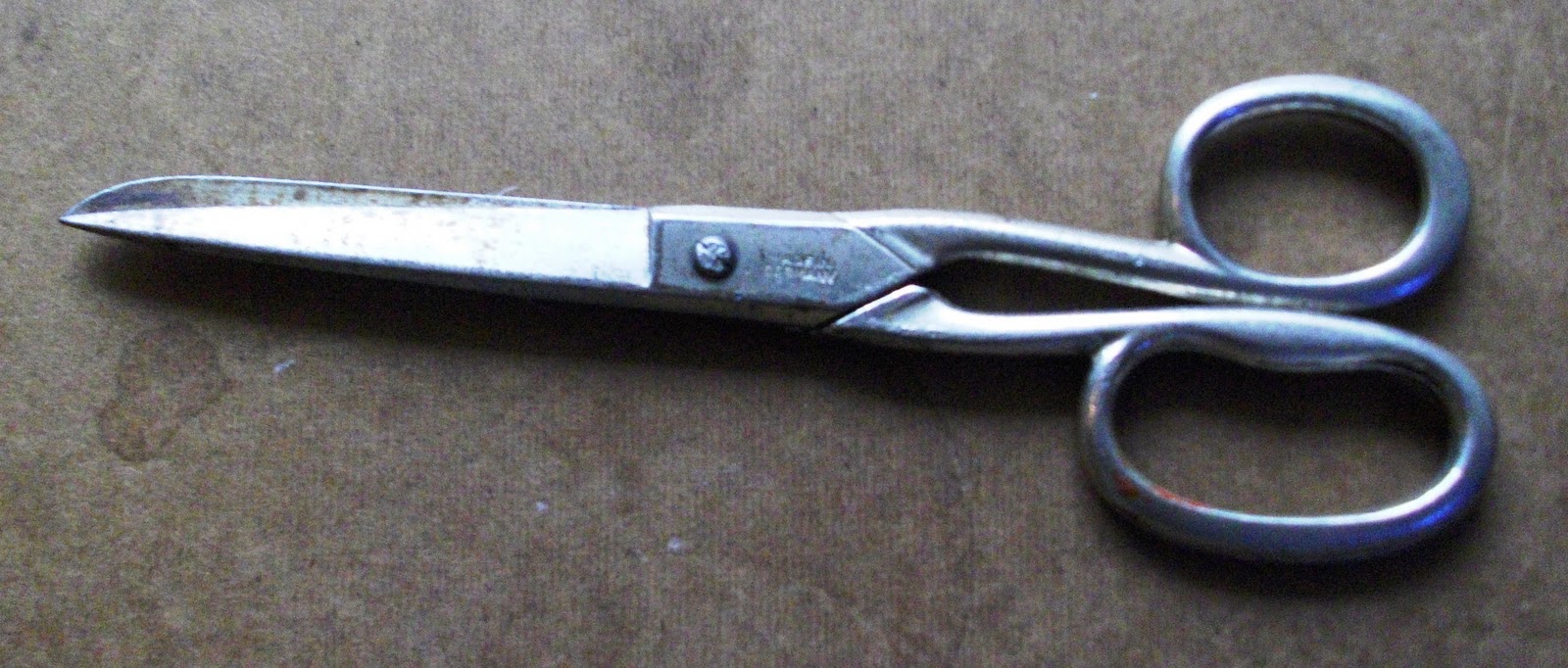 Scissor Stuff: #33: German Scissors