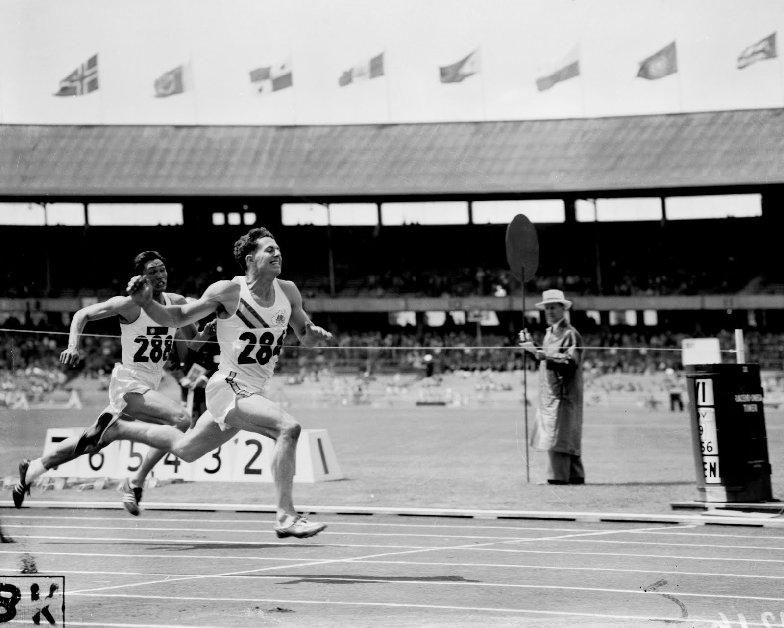 The Cann snake men and women of La Perouse: John Cann