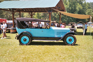 Ark-La-Tex Antique & Classic Car Association: Bour-Davis Model "21-S"