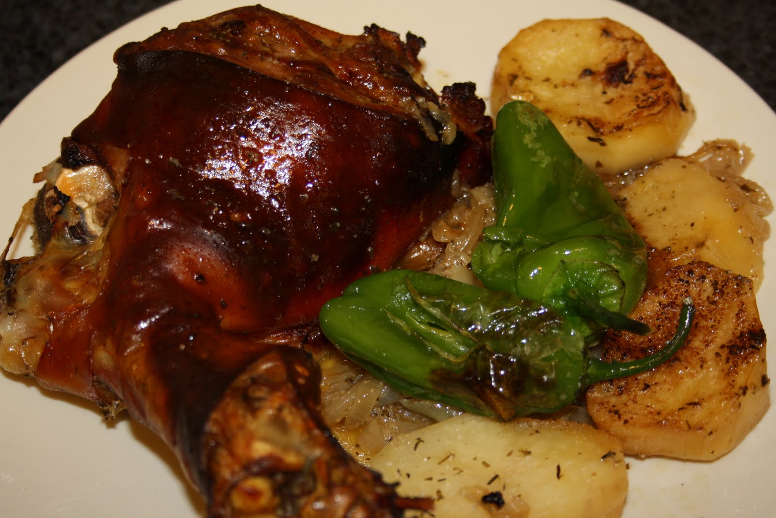 LOS MANJARES DE MARTA: COCHINILLO ASADO A LA SEGOVIANA