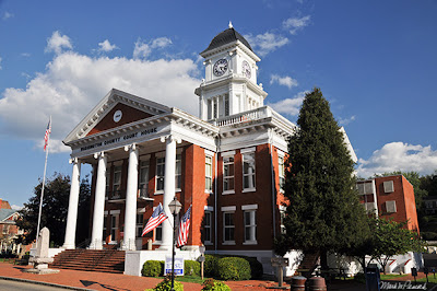 Appalachian Treks: Washington County Courthouse