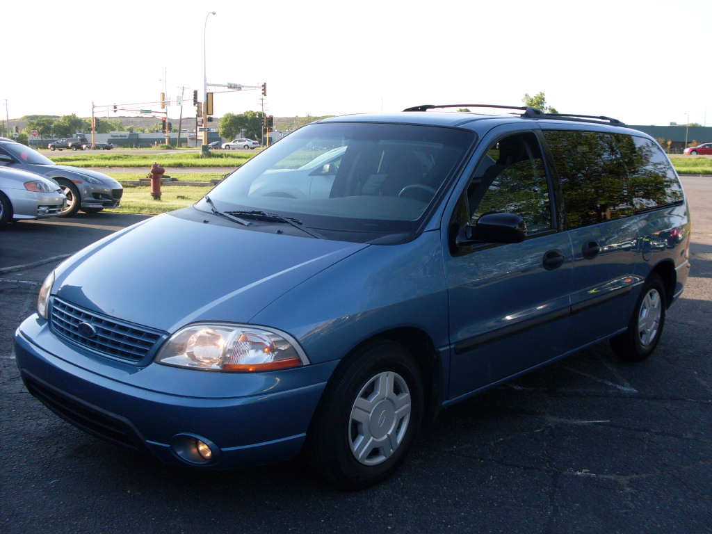 Ride Auto: 2002 Ford Windstar LX
