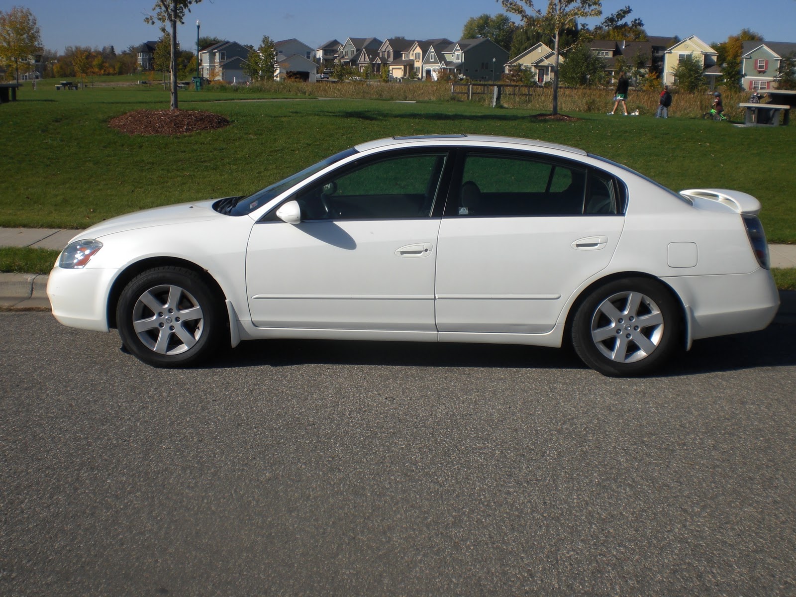 Autos en Espanol: 02 Nissan Altima