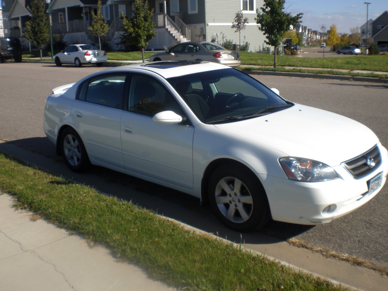 Autos en Espanol: 02 Nissan Altima