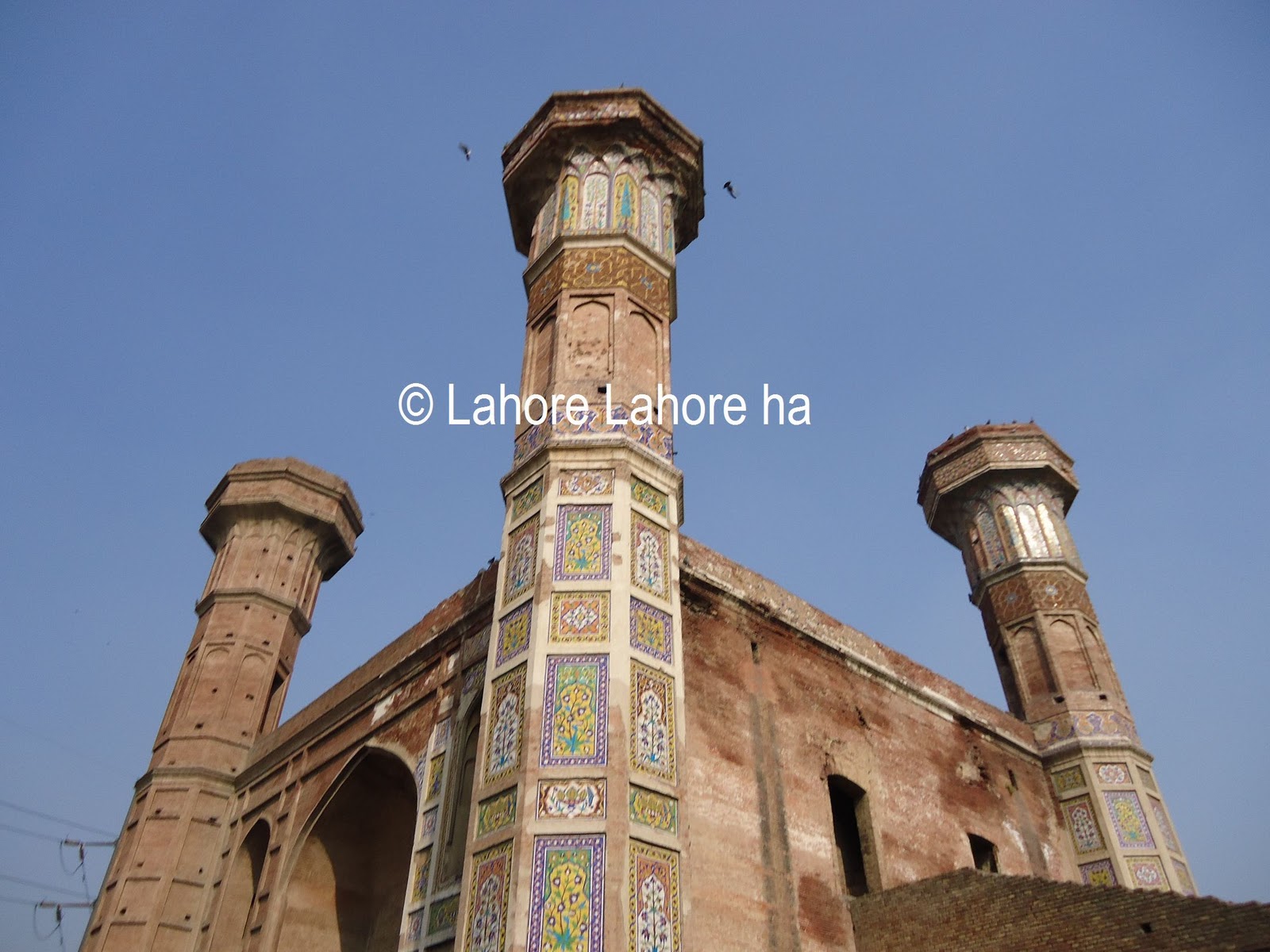 Lahore Lahore Ha: Chauburji