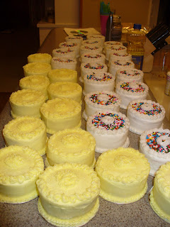 The Sweet Spot: Mini Cakes for Teacher Appreciation