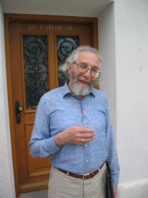 Stat Smith Guides: Peter Aczel Photo Pic