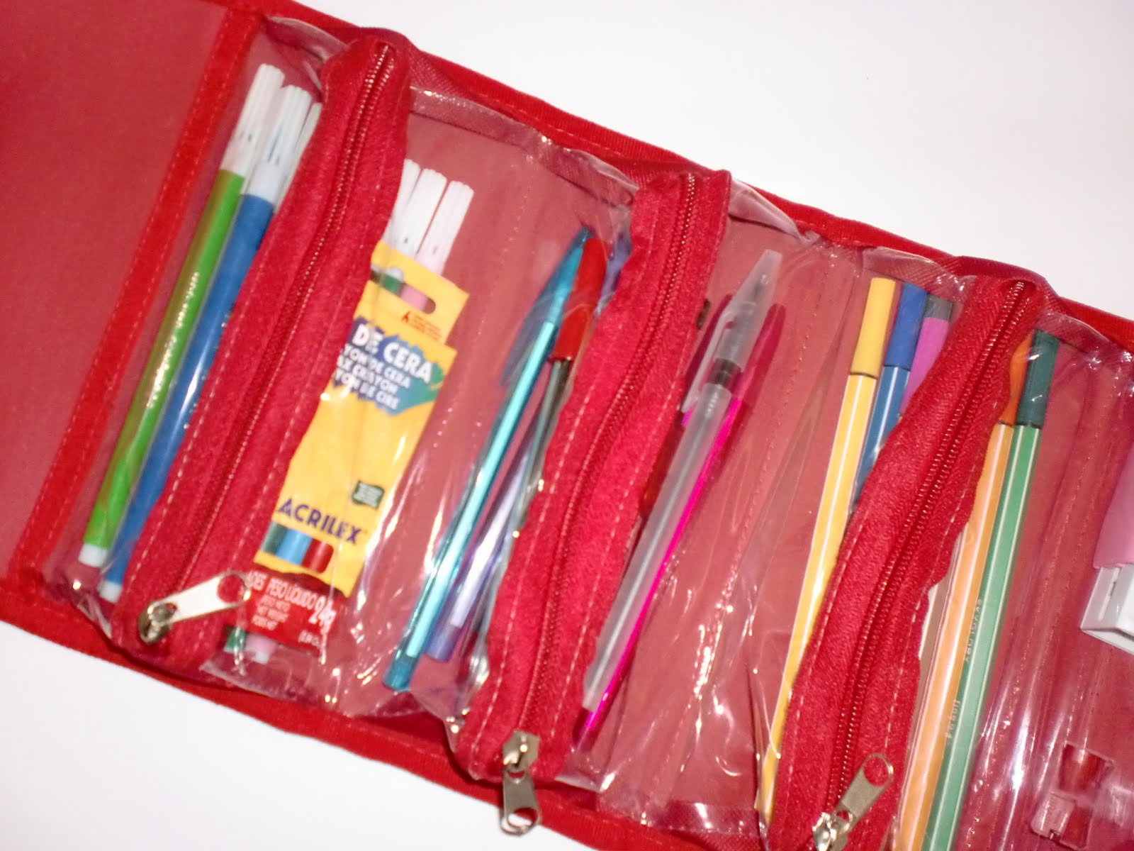 avental de história: Lançamento: Estojo Maravilhoso