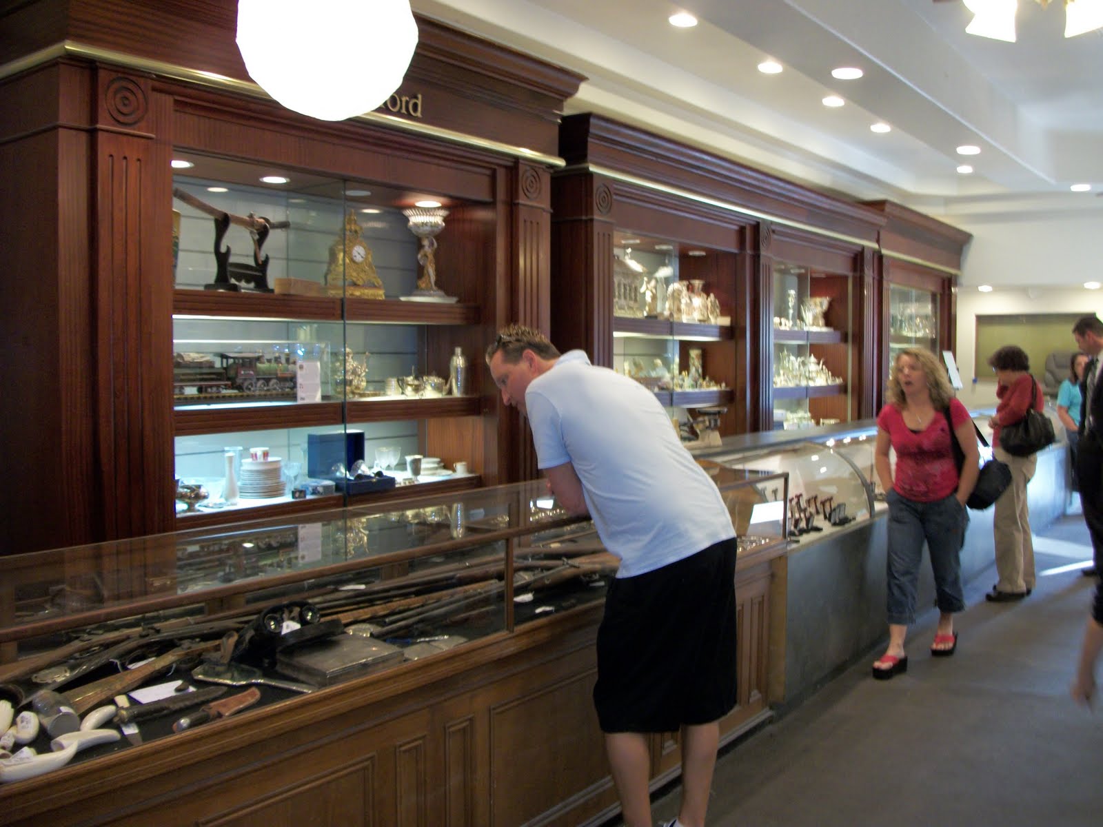 Greg Solano Blog: My visit to Gold and Silver Pawn, Home of Pawn Stars.
