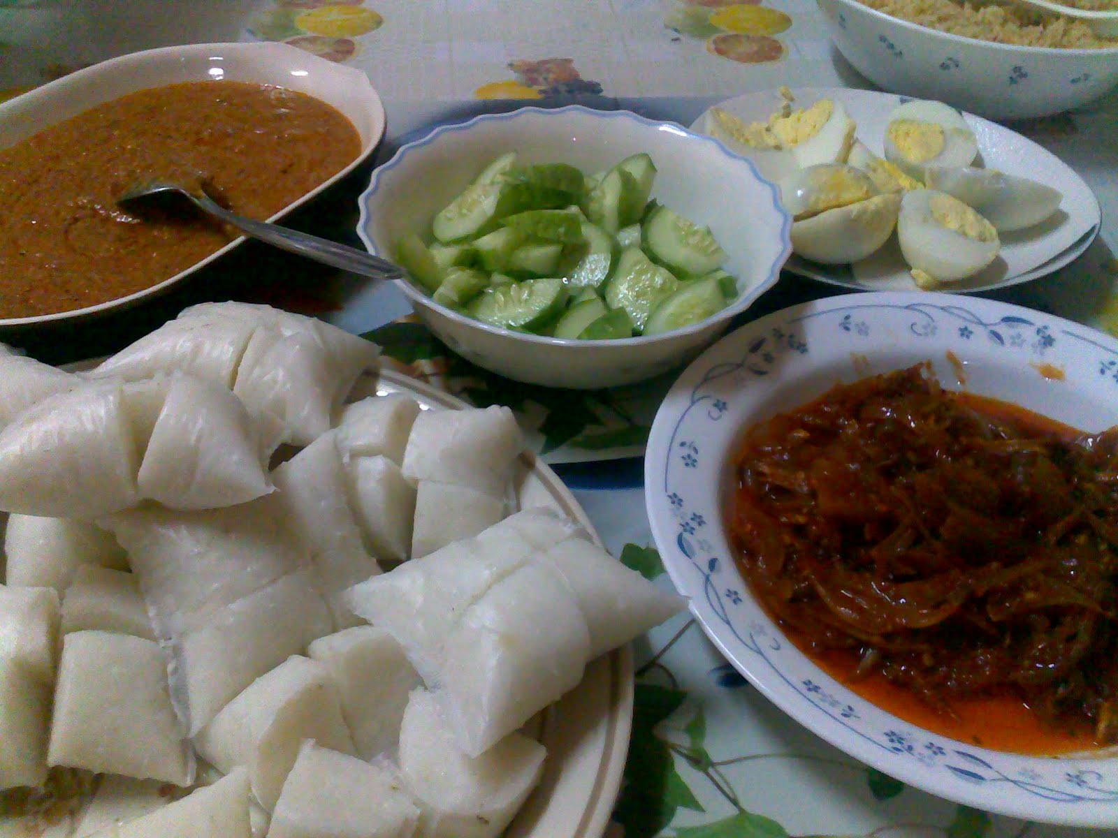 My Kitchen: Nasi Impit dan kuah kacang
