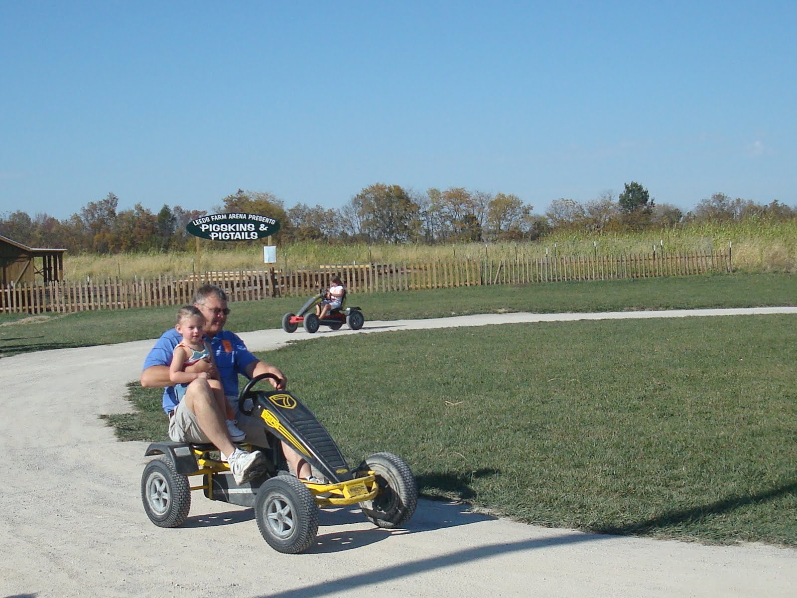 Precious girls: Fall Fun @ Leeds Farm!