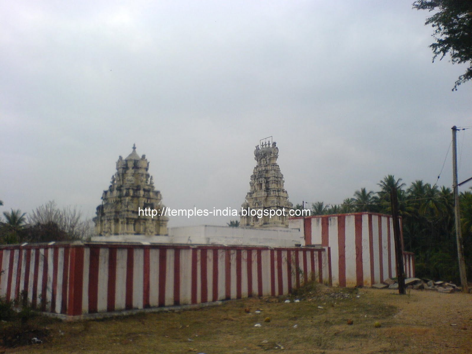 Temples of India: Nadi Narasimha temple, Mallur
