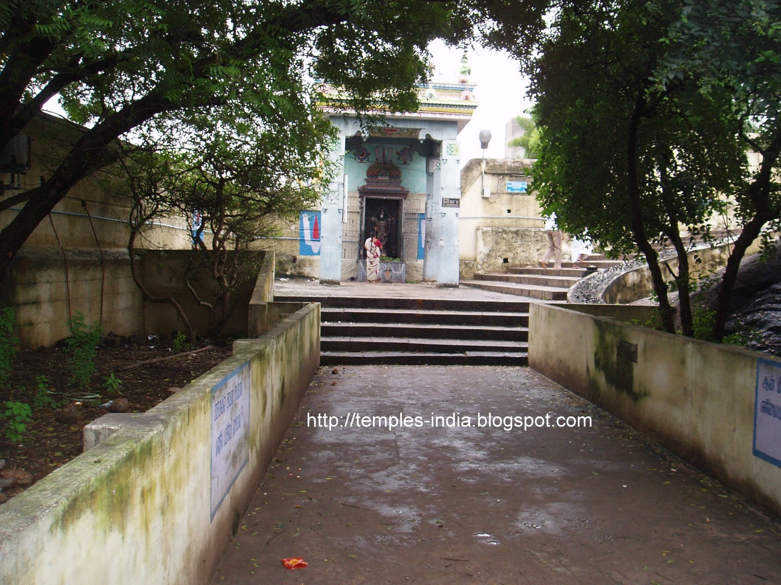 Temples of India: Sri Ugra Narasimhar temple, Singaperumaal koil