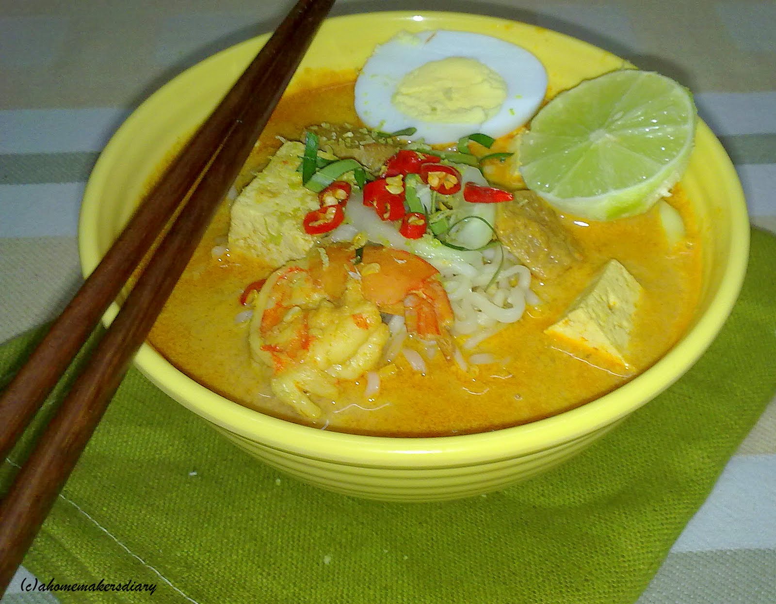 Curry Laksa; A Popular Malyasian Street Food - A Homemaker's Diary