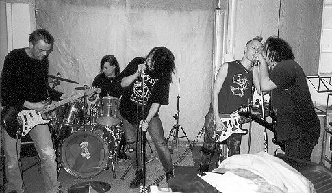 hardcore punk: KAAOS - Ismit CD (2001)