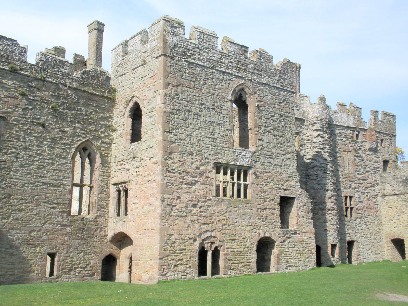 guttae: Ludlow Castle