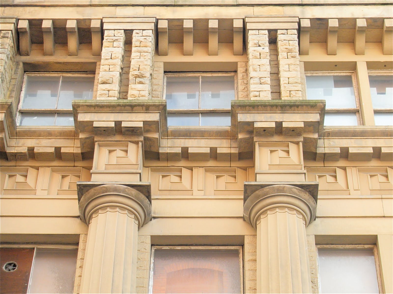 guttae: Northern Neo-Grec