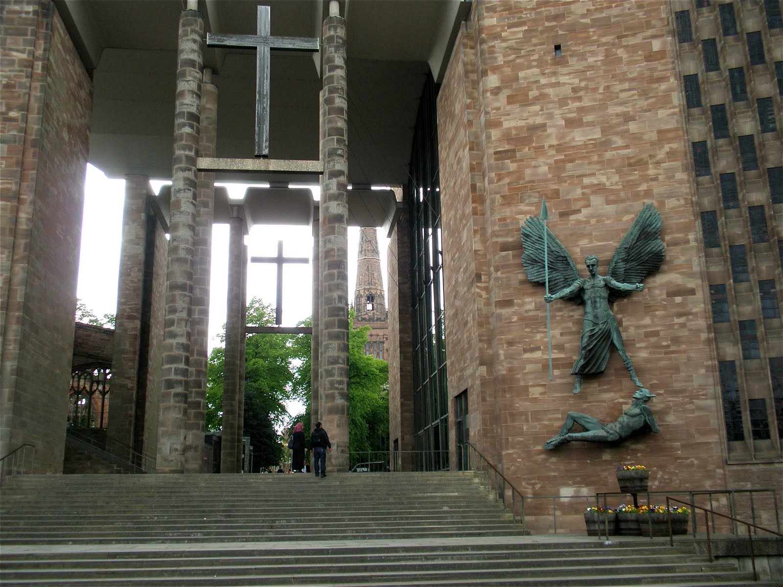 guttae: Sir Basil Spence: Coventry Cathedral (1956-62)