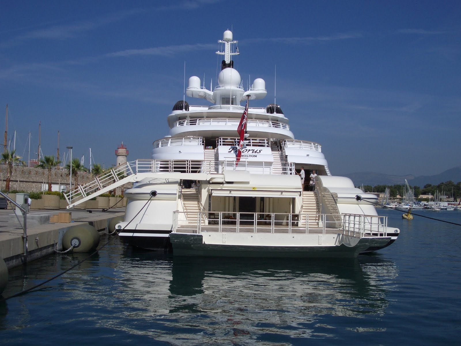 Superyachtfan: Pelorus - Lurssen - 115,0 meter - 2003
