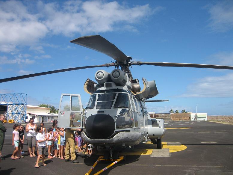 Tahiti Nou: Visite de la base aérienne!