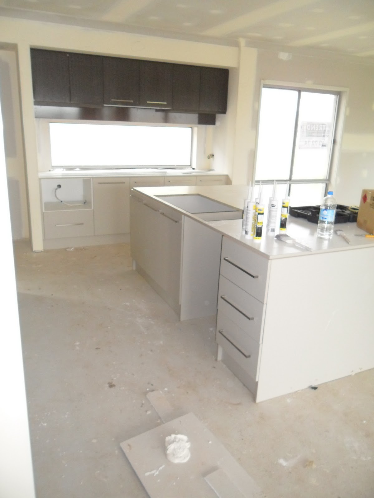 Our Plantation Sahara: Post Christmas Activity - Joinery and tiles