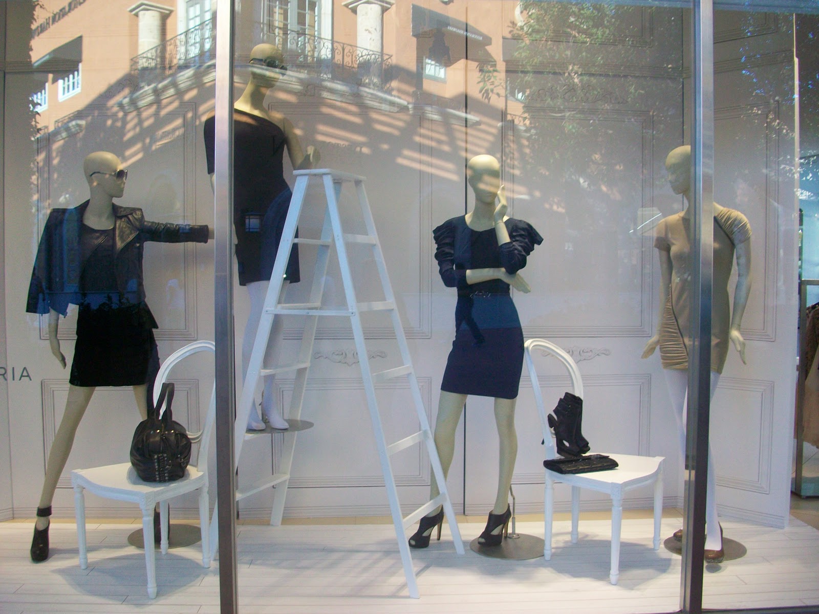 stylishe: Window Displays