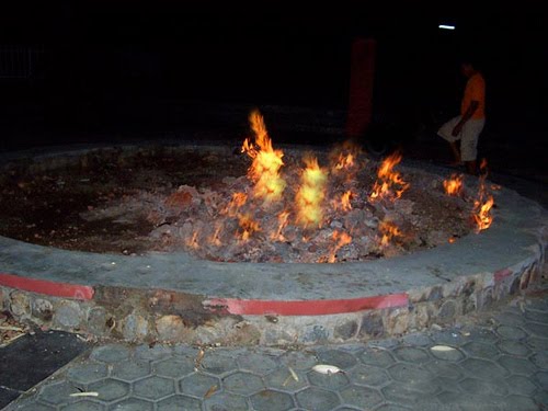 Wisata Api Abadi Terbesar di Dunia yang berada di Bojonegoro