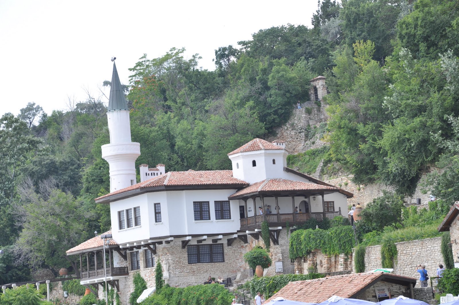 Dichisurile Ralucai: Balcic