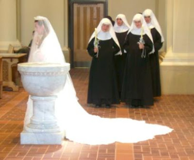 New Liturgical Movement: Solemn Pontifical Mass and Ceremonies of ...