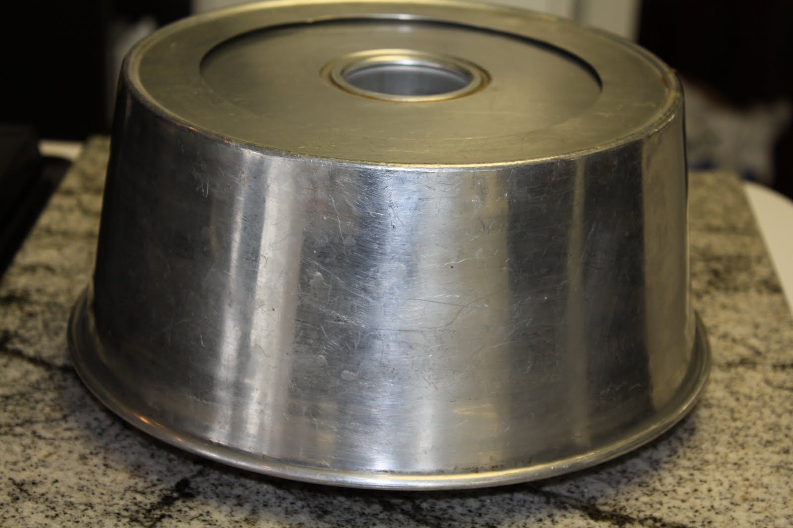 Mel's Sweet Treats: Sponge Cake