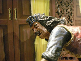 fairusmamat.com: PERTARUNGAN HANG TUAH DAN HANG JEBAT