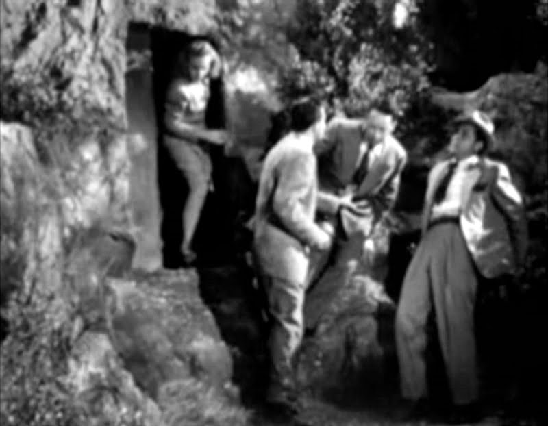 13: THE FLYING SERPENT / PRC - 1946