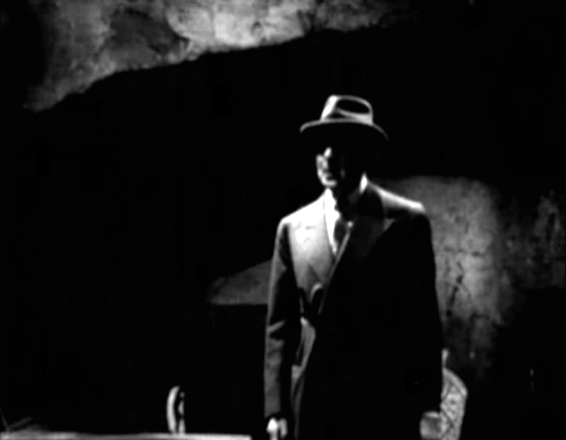 13: THE FLYING SERPENT / PRC - 1946