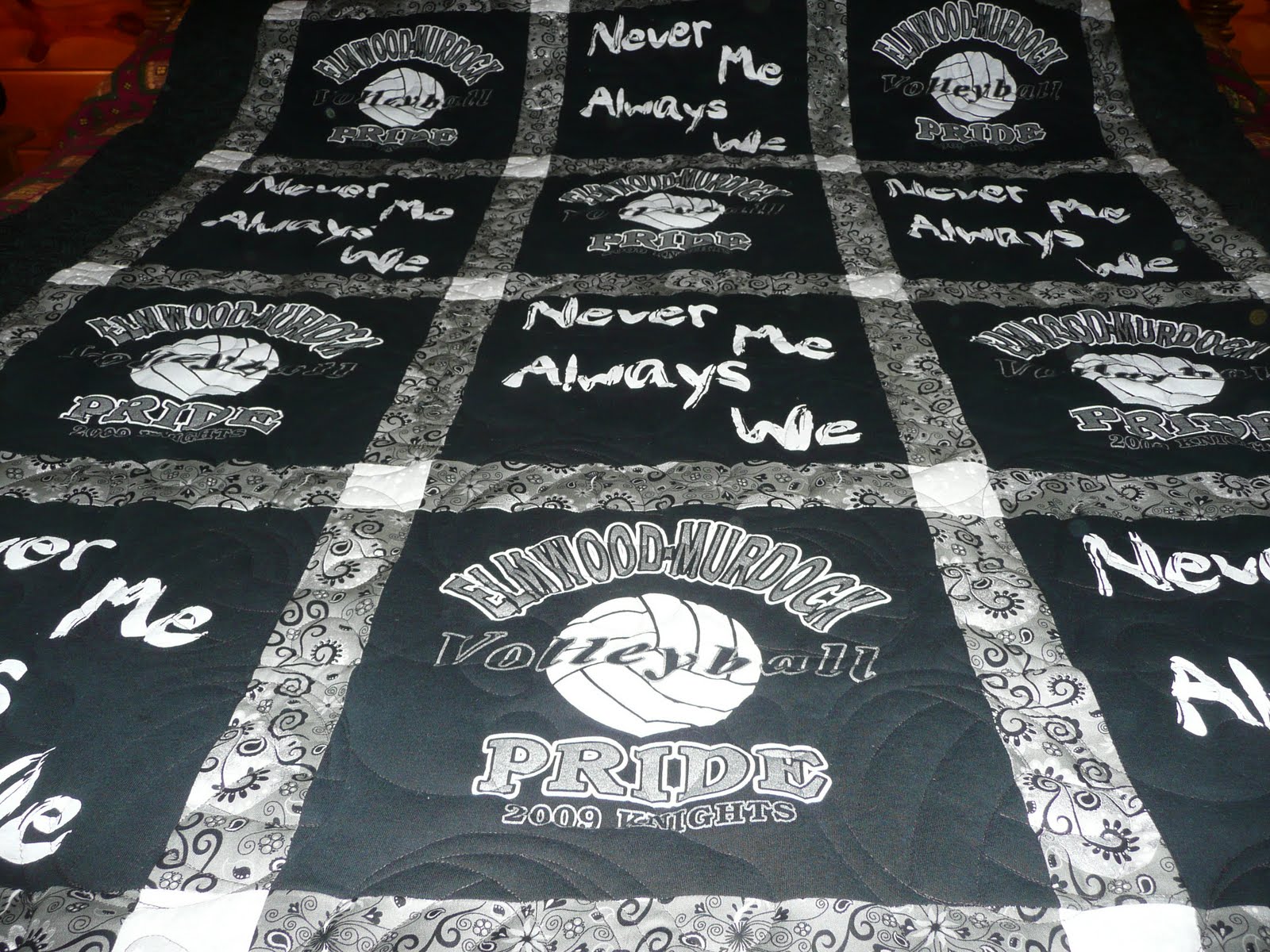 Acorn Ridge Quilting: Elmwood Murdock Volleyball Raffle Quilt