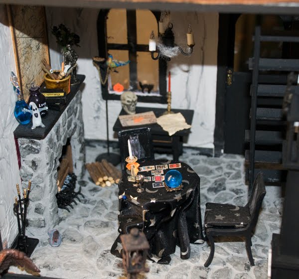 Where The Gold Bees Dream: Exploration #9: Miniature Museum