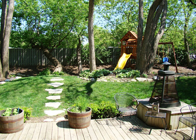 skoots and cuddles: our backyard