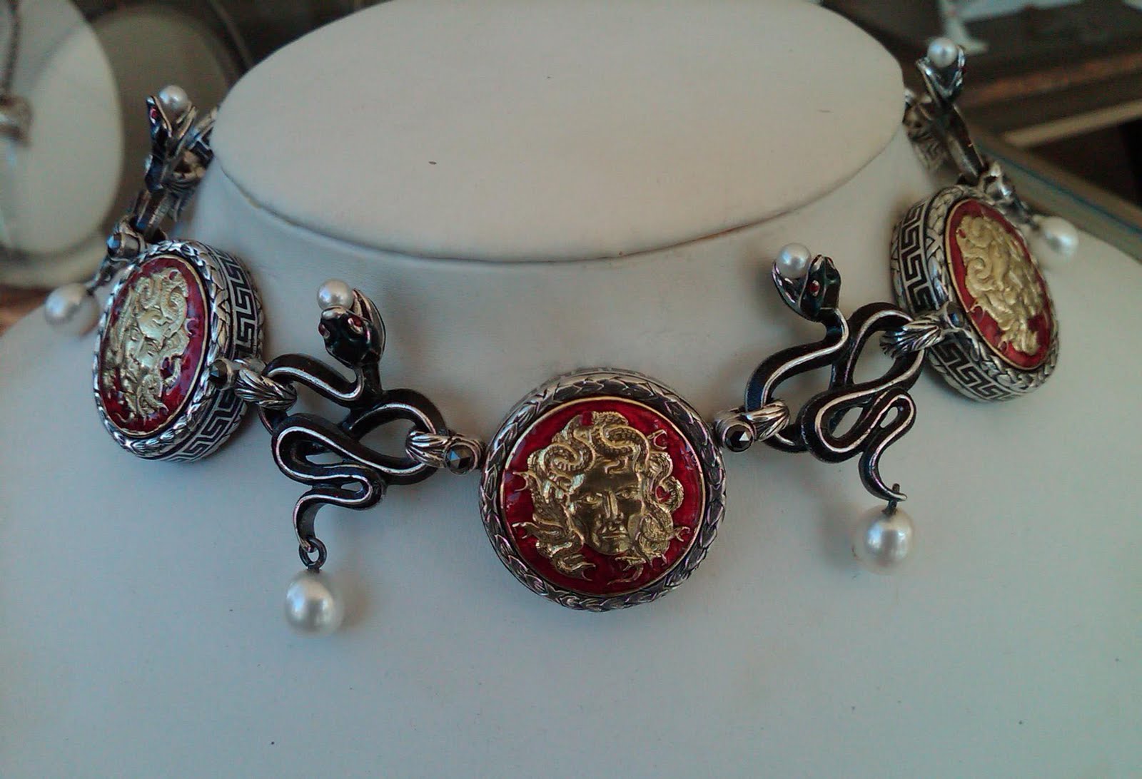 Fine Art Jewelry by Bowman Originals / Ned Bowman: Medussa Necklace