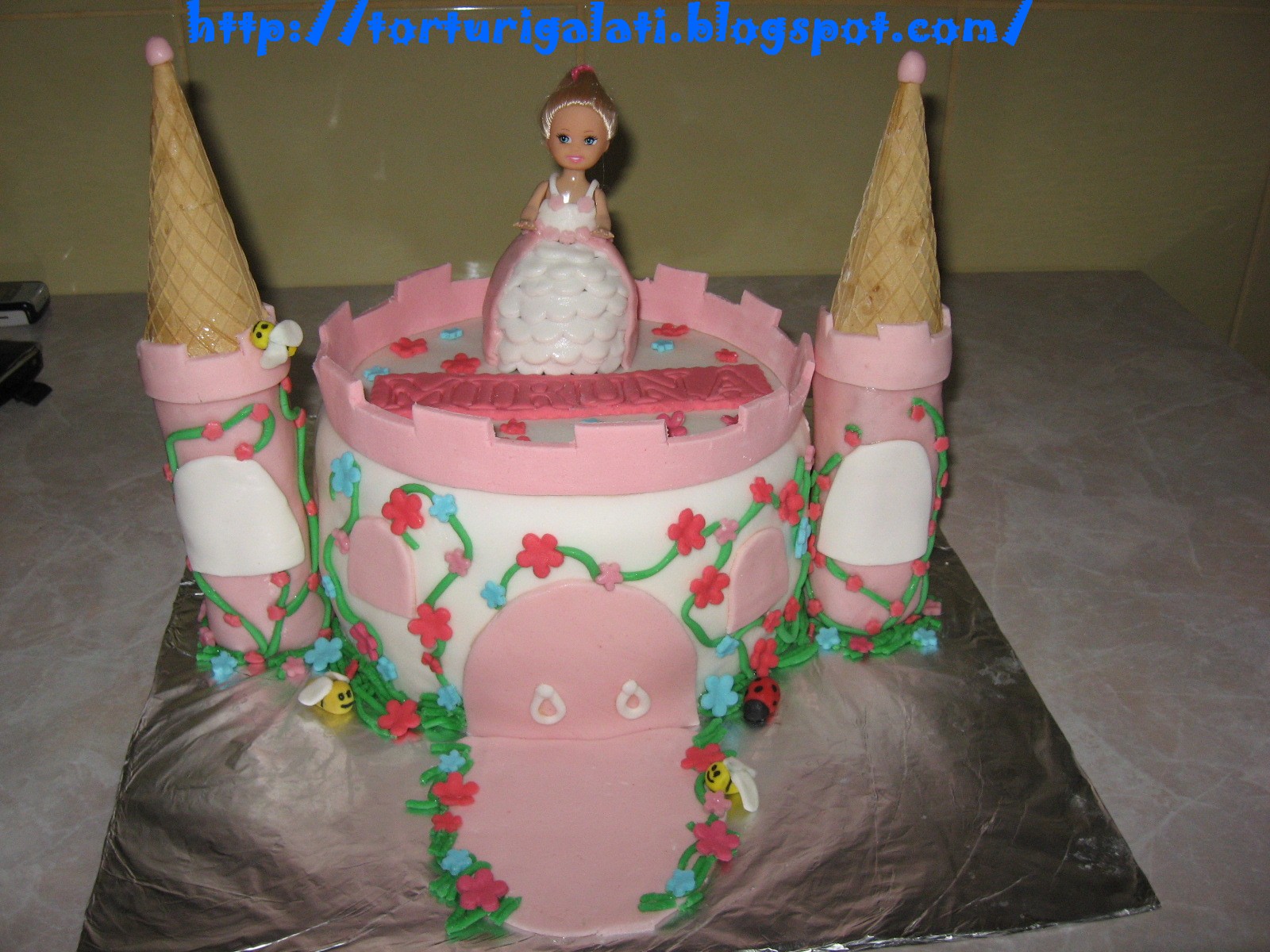 -Cellya's Cakes-: Tort castel cu printesa