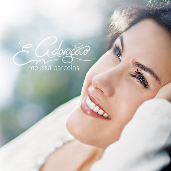 Notícias Adventistas: CD "Em Adoração" de Melissa Barcelos volta à fábrica