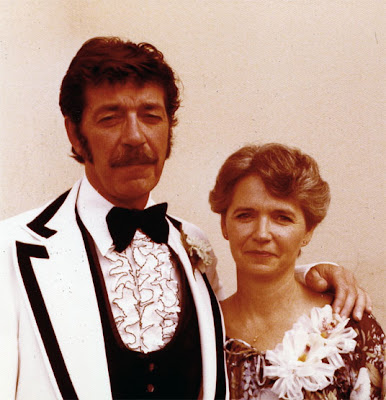 Poho County Line: A SAD GOOD BYE TO OLD FRIENDS