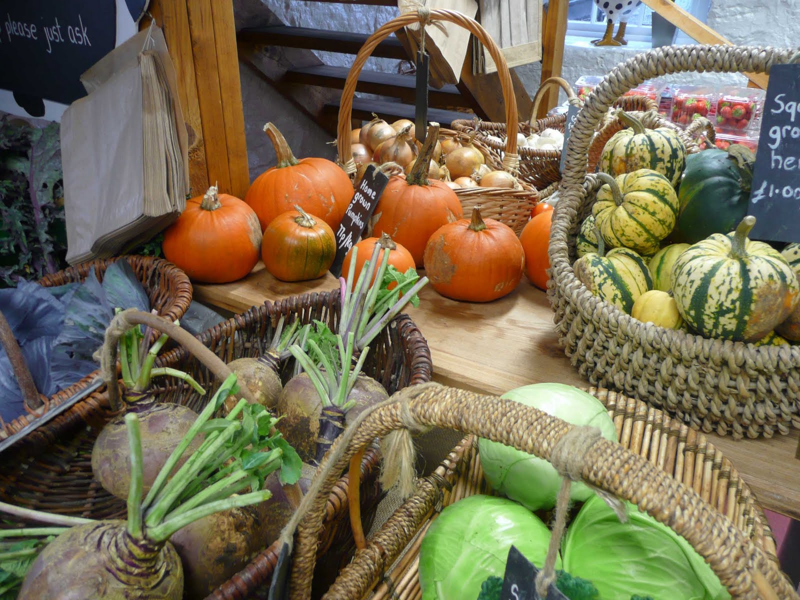 WOOLLIE WANDERINGS: November 2009