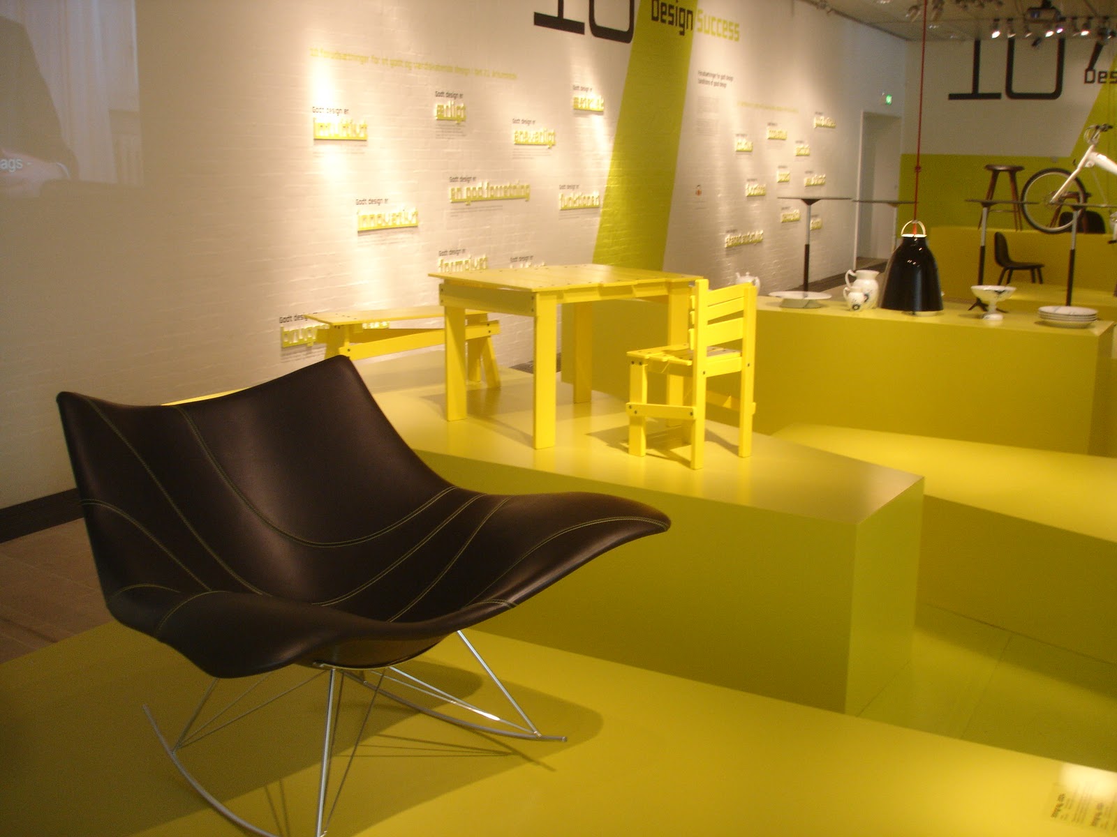 CENTRO DEL DISEÑO DANÉS · DANSK DESIGN CENTER - Frank Coronado