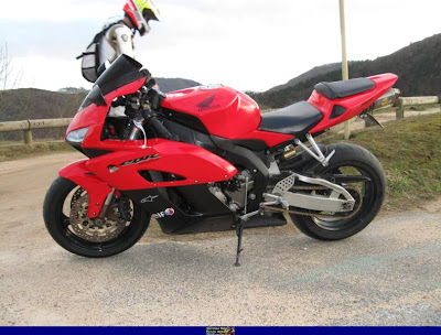 BAST BICK 4 U: 2004 Honda CBR1000RR
